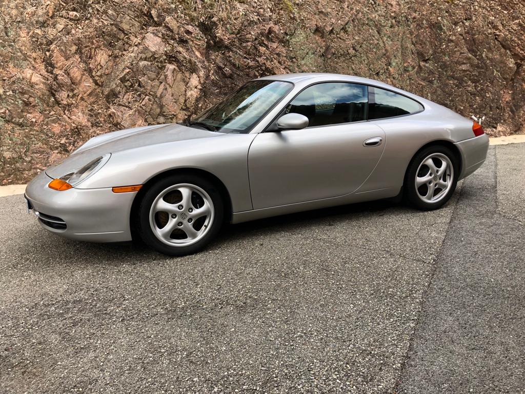 Porsche 911 Carrera Coupe 996 - USAPI